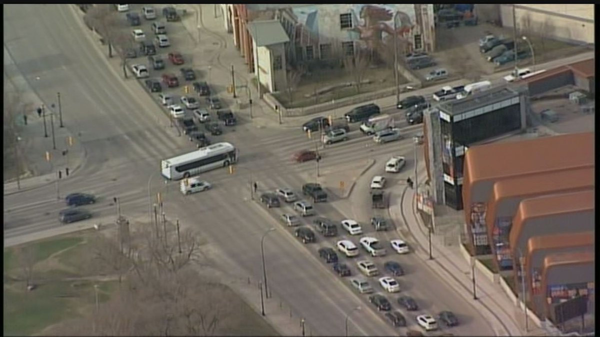 Bumper-to-bumper traffic on Winnipeg Main Street frustrates drivers ...
