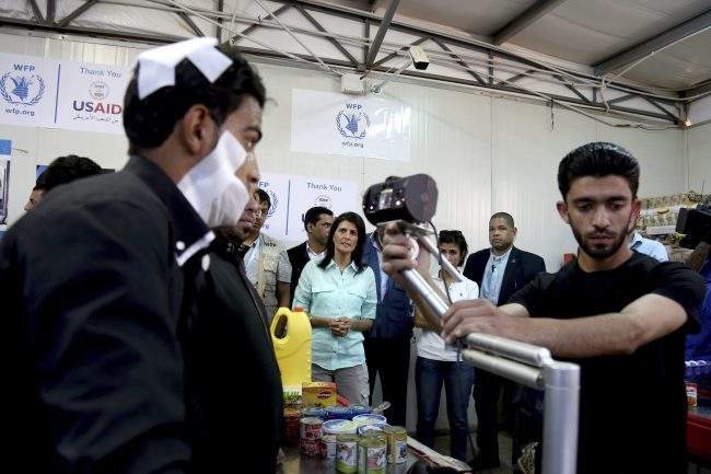 U.S. won’t abandon Syrian people, Nikki Haley says during refugee camp ...
