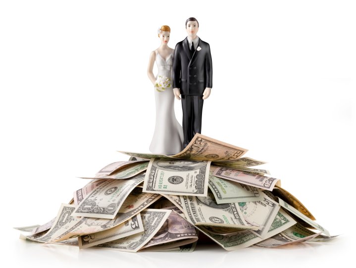 How to actually pay for your wedding - National | Globalnews.ca