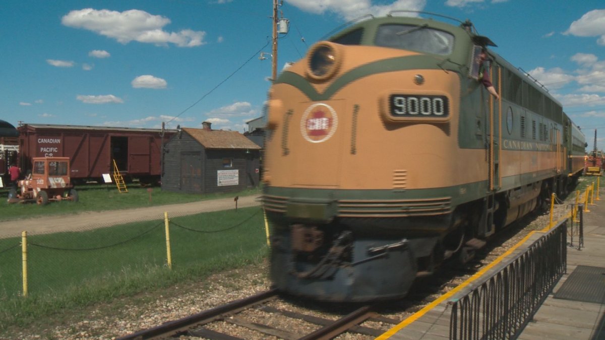 IN PHOTOS: Edmonton students help history of railway come to life ...