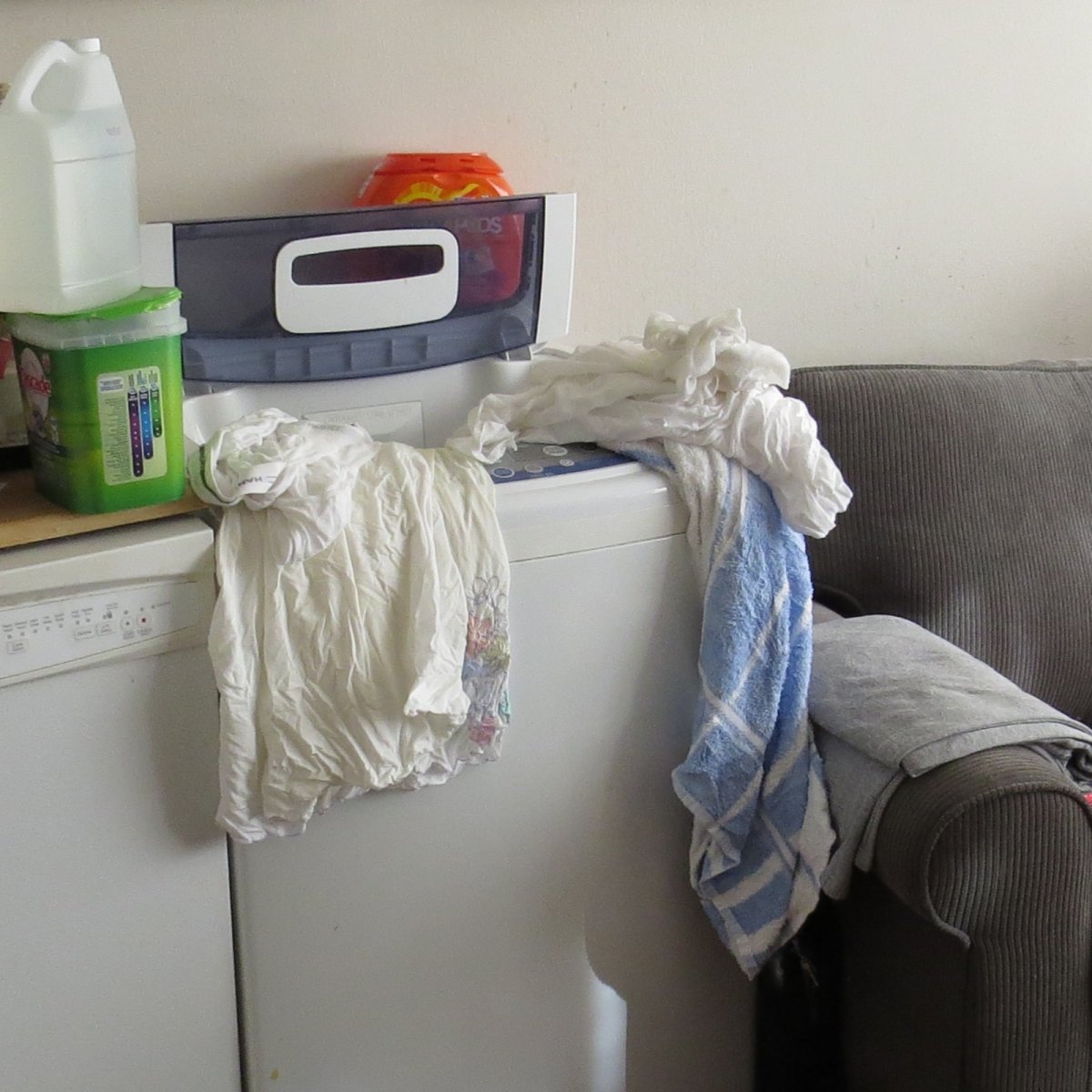 Aging alone part two: Care and isolation - BC | Globalnews.ca