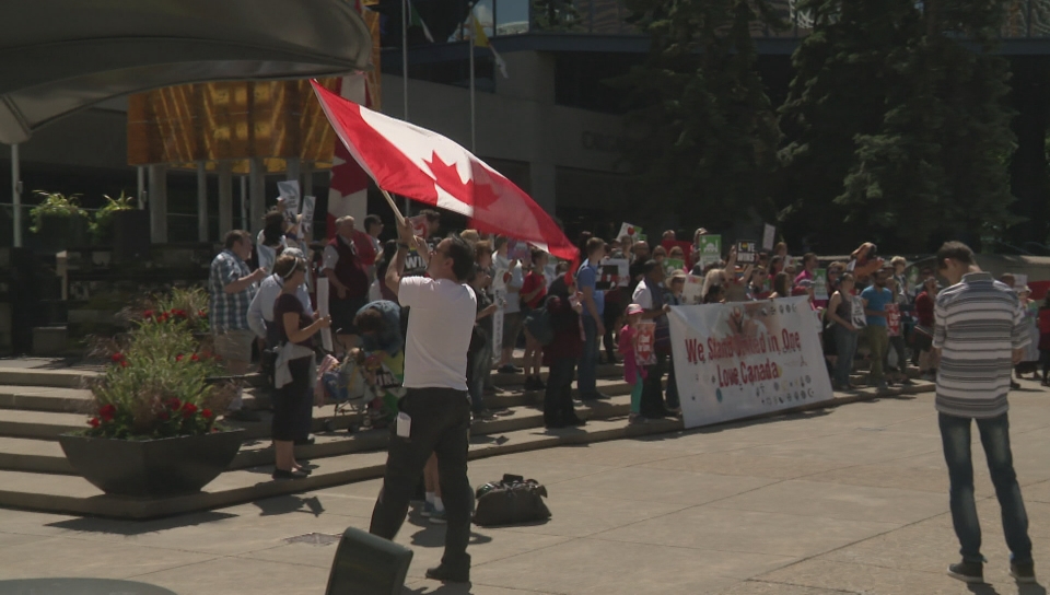 Calgary rally draws dozens opposed to proposed anti-Islam event ...