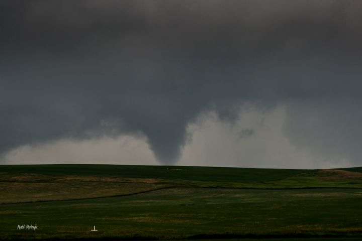 Tornado confirmed northwest of Calgary airport Monday | Globalnews.ca