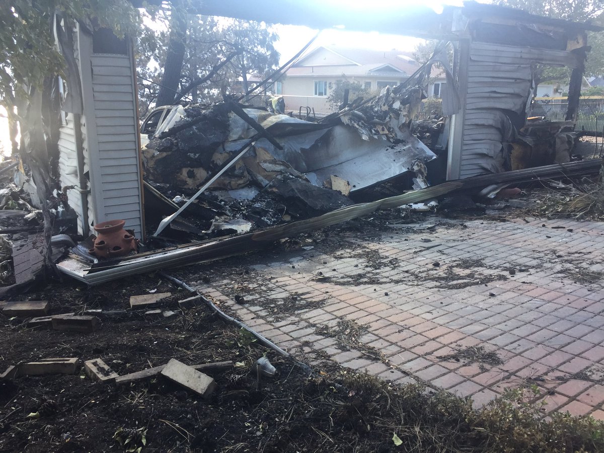Eight homes destroyed in Lake Country fire | Globalnews.ca