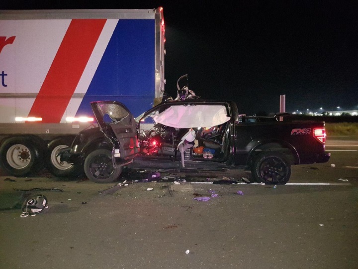 Driver of pickup truck critically injured in Hwy. 401 crash in Whitby ...