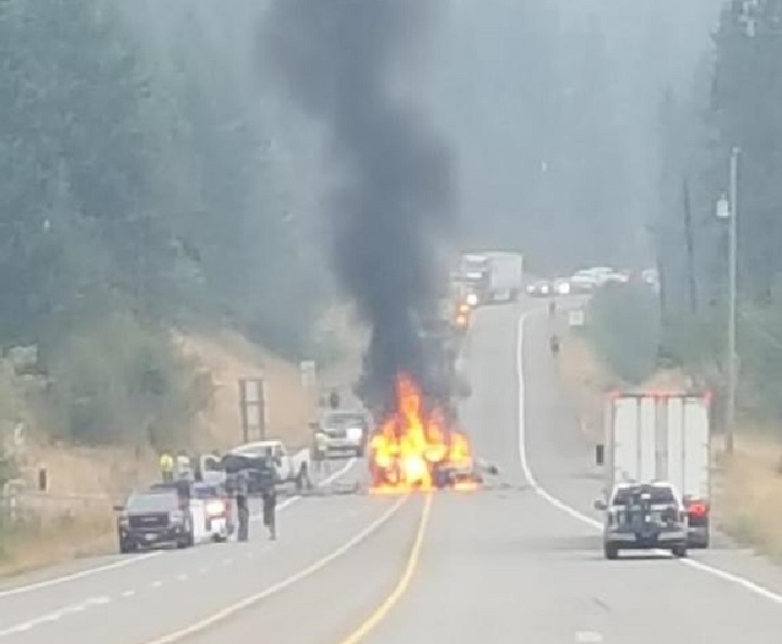 Two dead in fiery crash near Falkland | Globalnews.ca