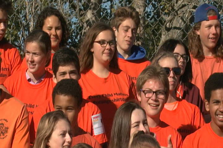 Frontenac high school students don orange shirts to raise awareness ...
