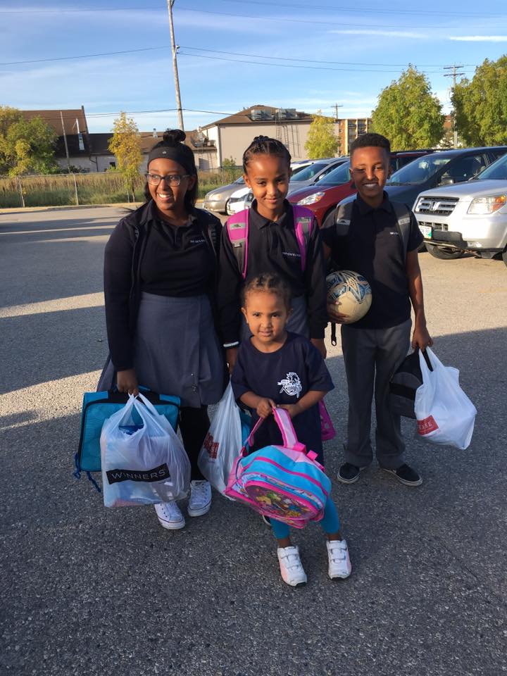Manitobans share photos of first day back to school - Winnipeg | Globalnews.ca