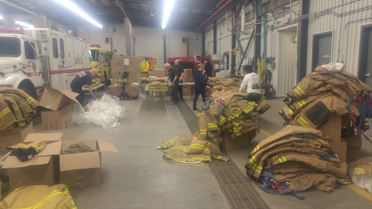 Edmonton firefighters return from Ukraine after delivering much-needed ...