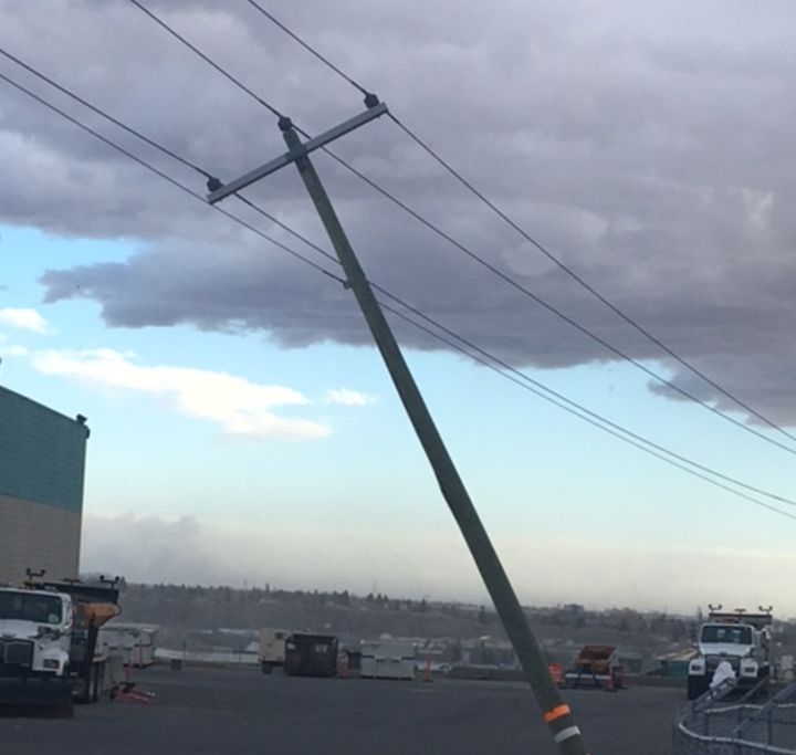 Calgary cleans up after powerful windstorm sweeps through city ...