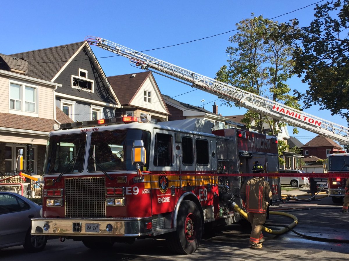 Hamilton firefighters extinguish rooftop blaze at Beechwood Avenue home ...