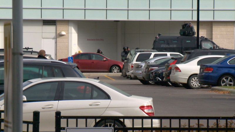 Standoff at Sheldon M. Chumir health clinic after man spotted with gun ...