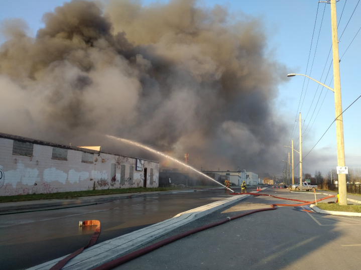 No injuries reported as crews battle Cambridge factory fire - Toronto ...