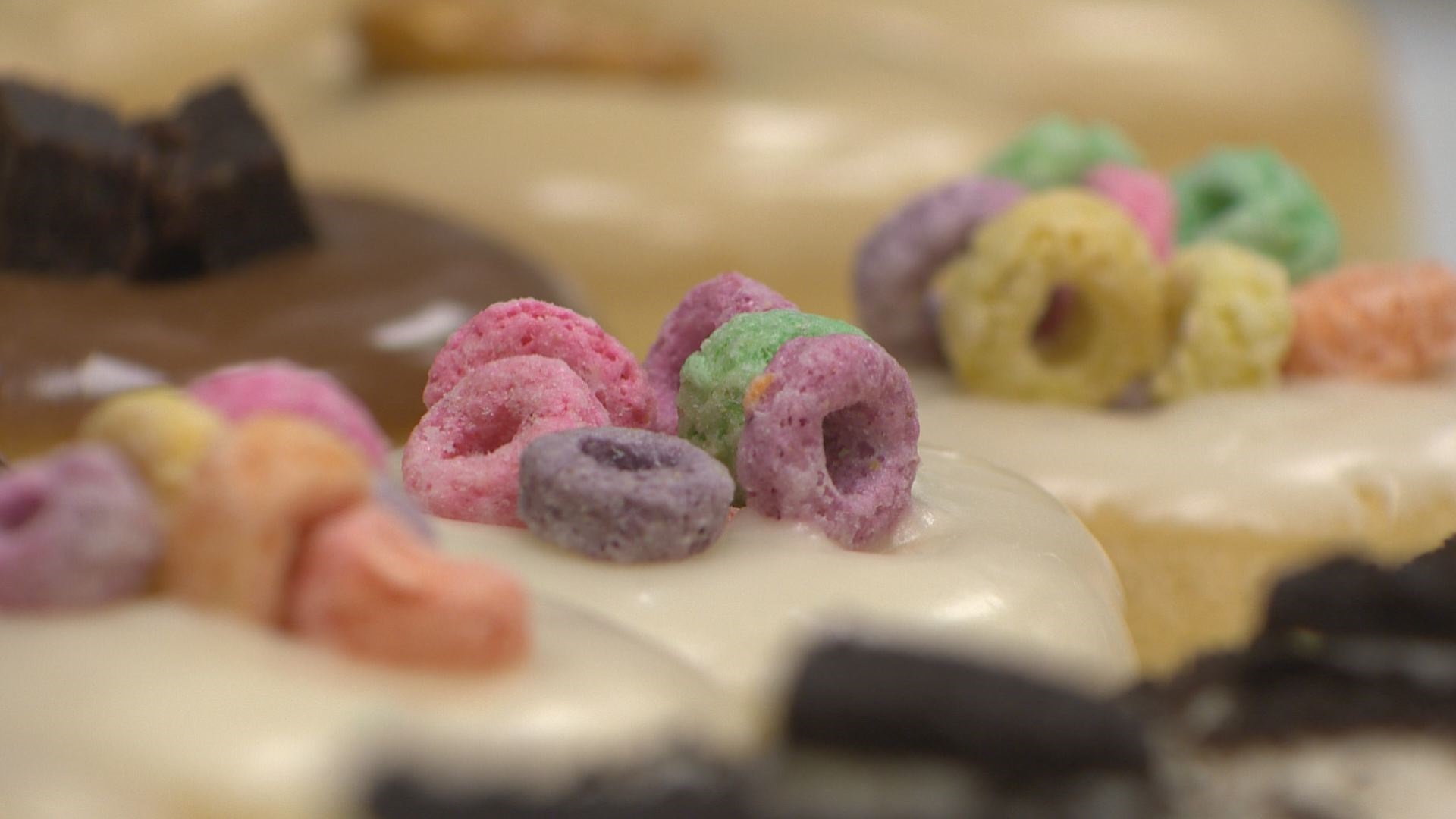 Criminologist-turned-baker serves up criminally delicious sweets ...