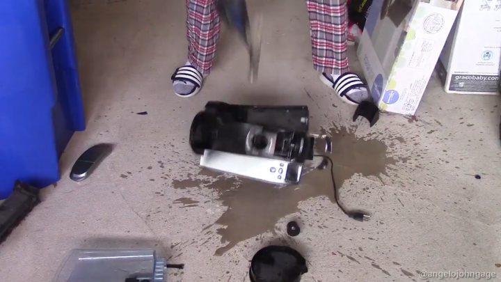 Keurig users are smashing their coffee makers in support of Fox News ...