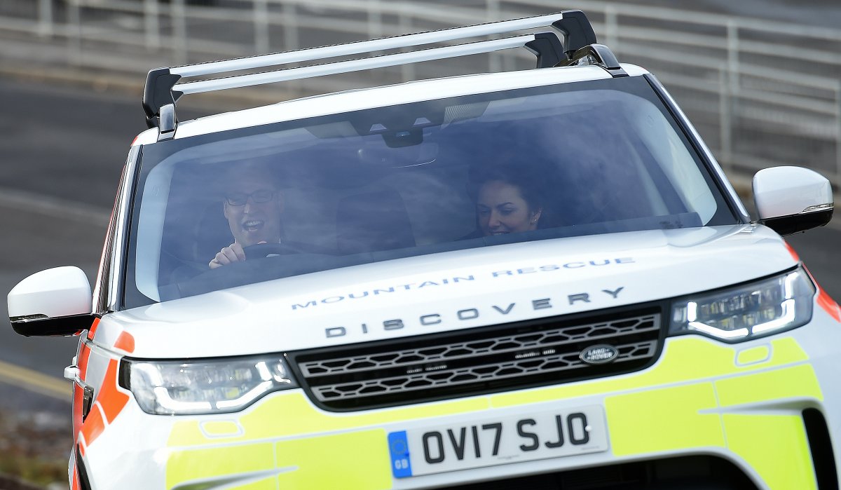 Kate Middleton, Prince William go for test drive on off-road driving ...