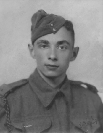 Four generations of the Woolsey family take part in Remembrance Day ...