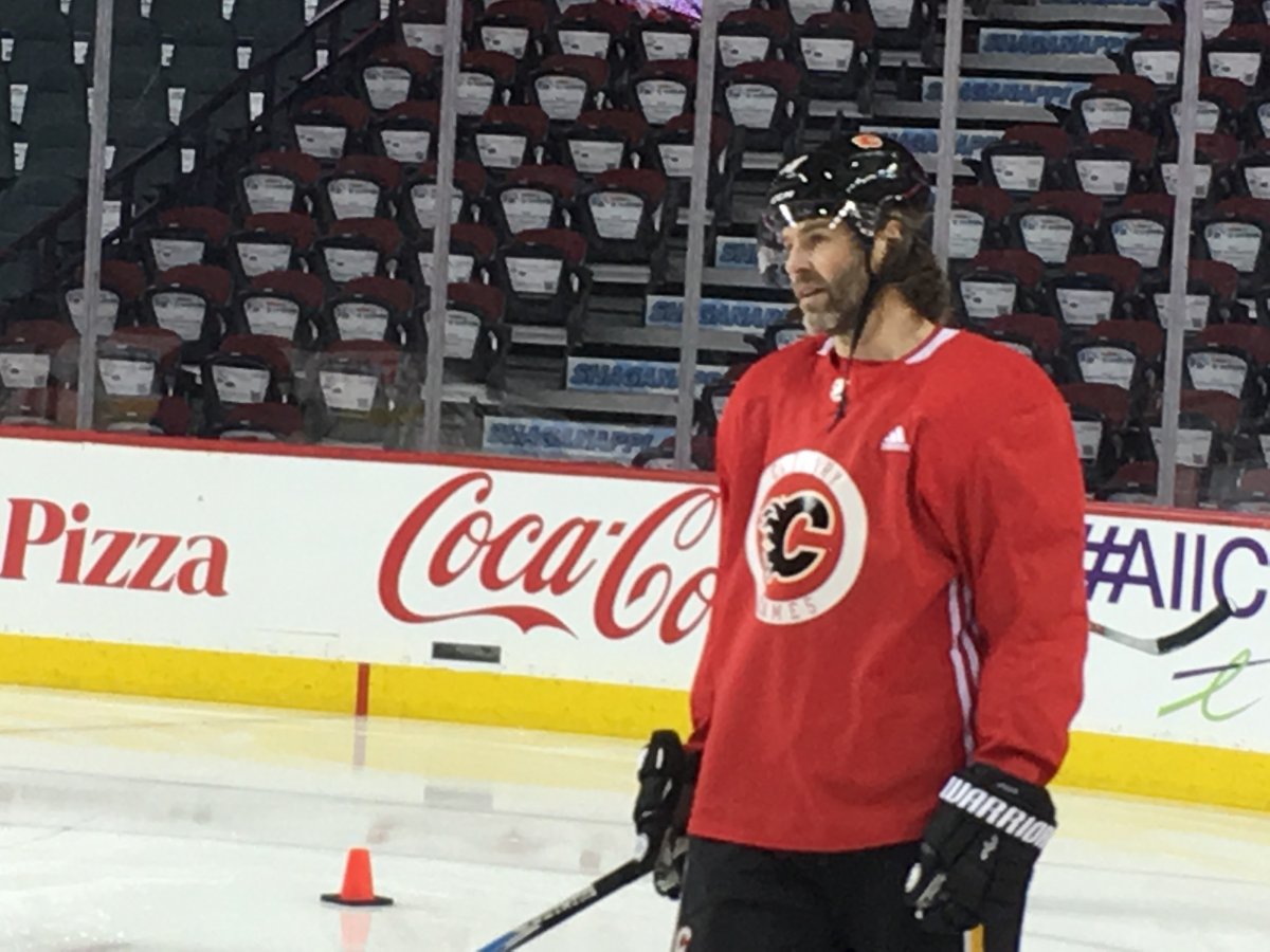 San Jose Sharks star Joe Thornton keeps playing at high level almost 2 ...