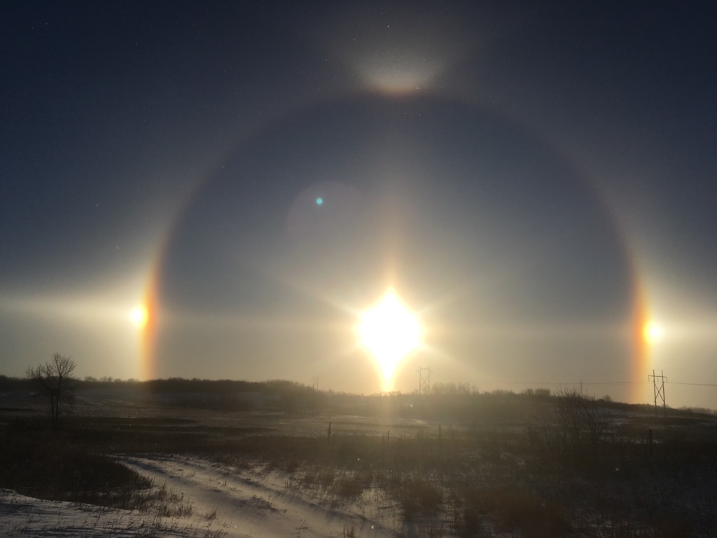 The science of sun dogs seen over southern Manitoba - Winnipeg ...