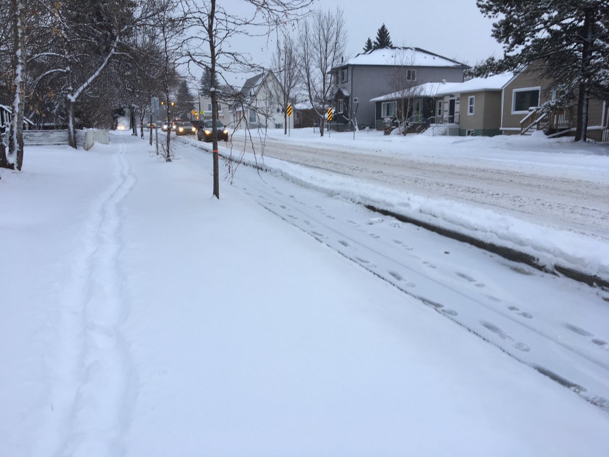 First seasonal parking ban of 2018 declared in Edmonton as snow ...