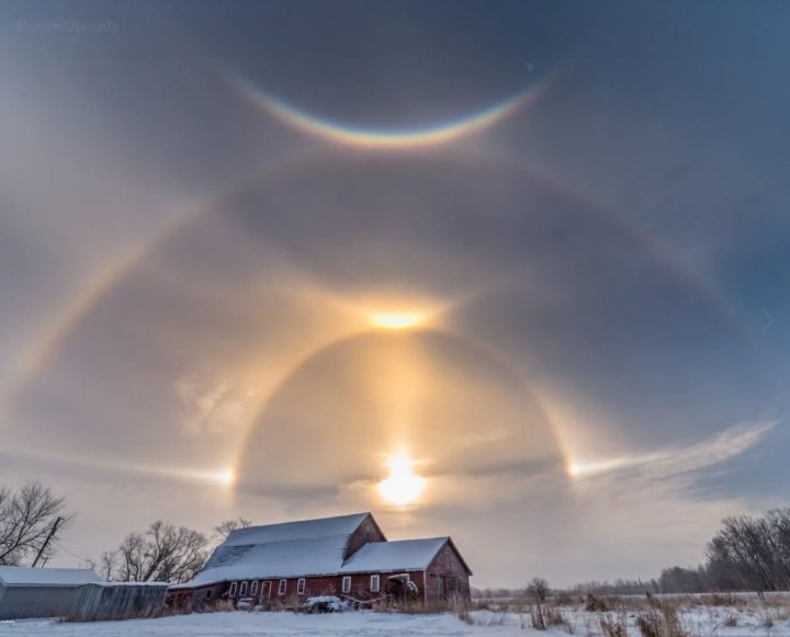 The science of sun dogs seen over southern Manitoba - Winnipeg ...