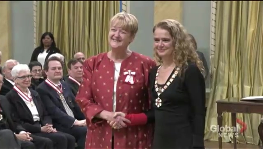 Toronto street nurse Cathy Crowe receives Order of Canada - Toronto ...