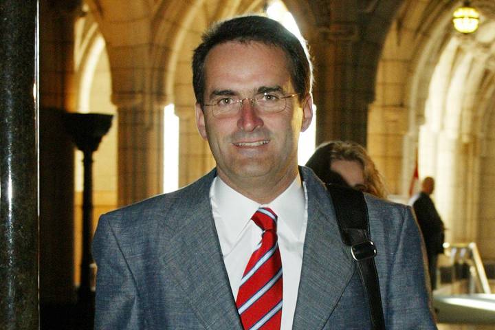 Plane crash that killed Jean Lapierre caused by unstable landing: TSB ...