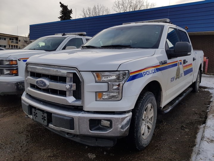 RCMP truck rammed while transporting prisoner west of Edmonton ...