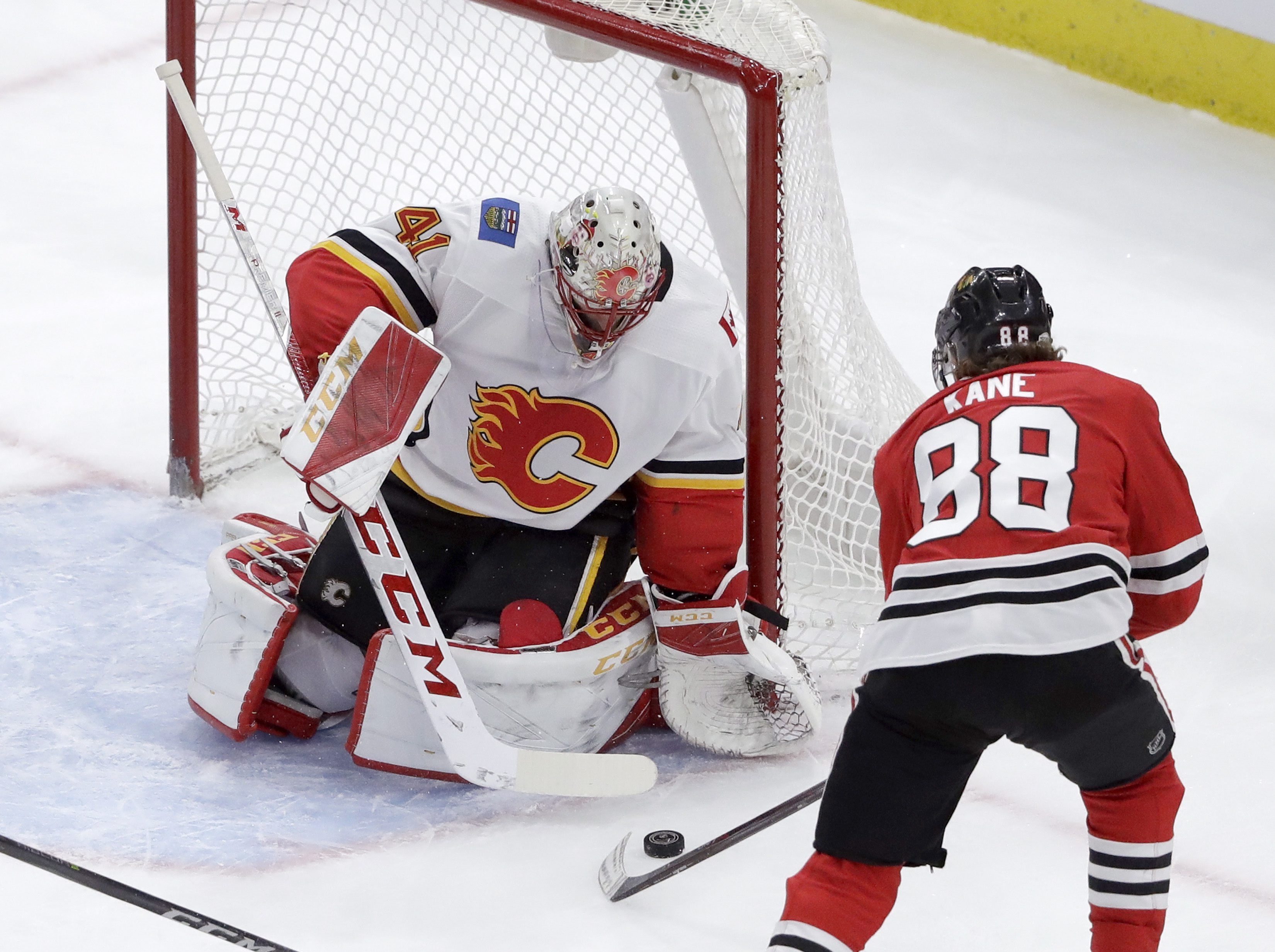 Michael Stone, Calgary Flames top Chicago Blackhawks 3-2 - Calgary ...