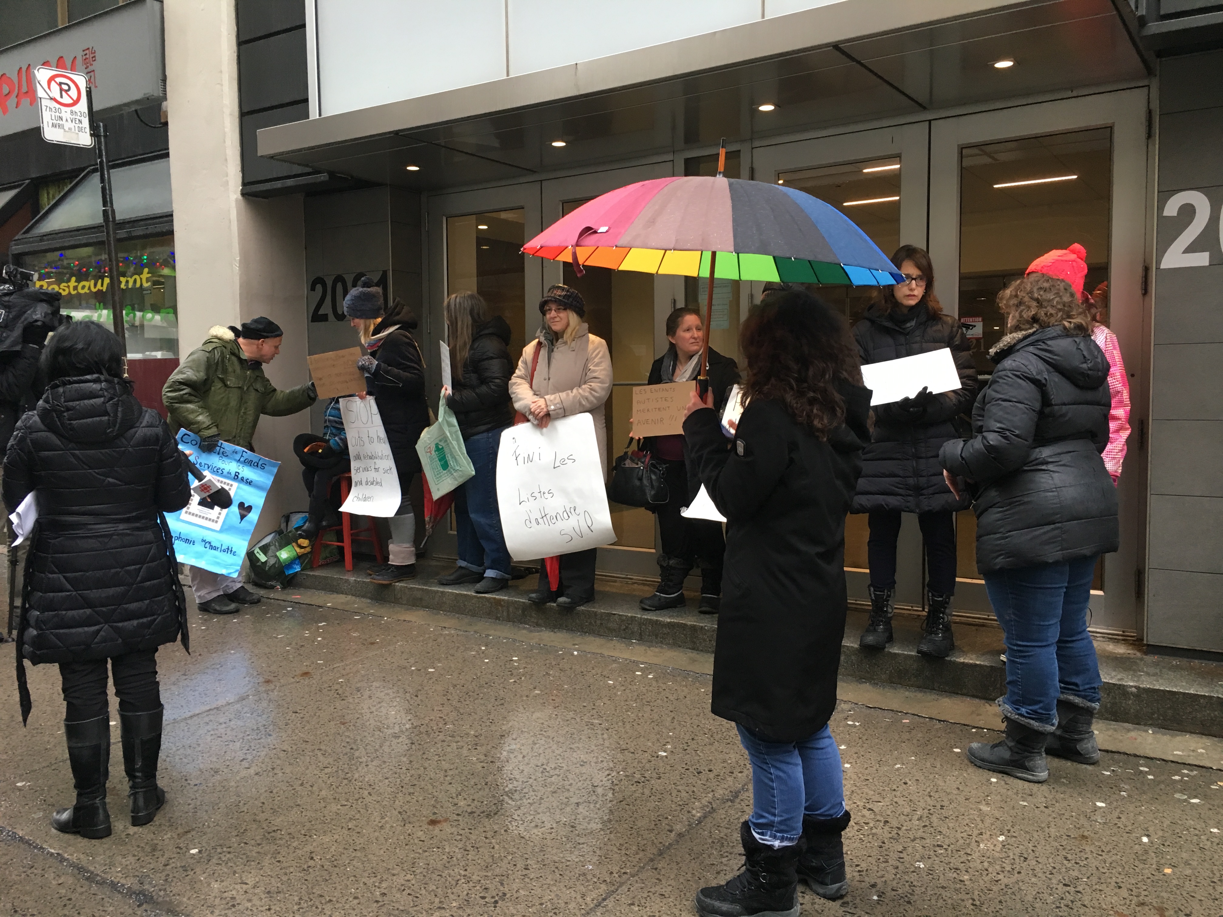 Parents protest and call on Quebec to step up autism services ...