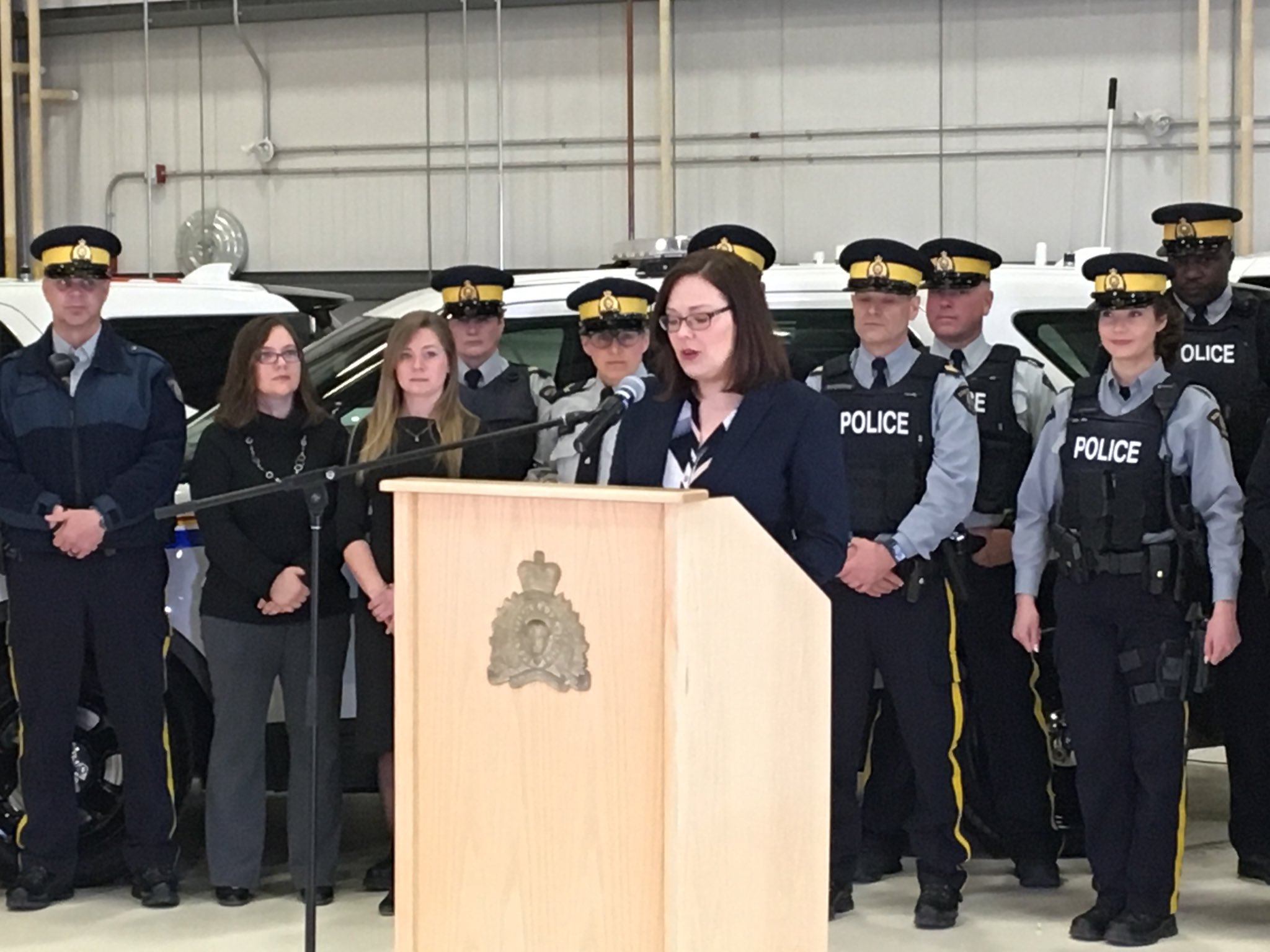 Alberta announces $10M, 39 RCMP officer positions, to fight rural crime ...
