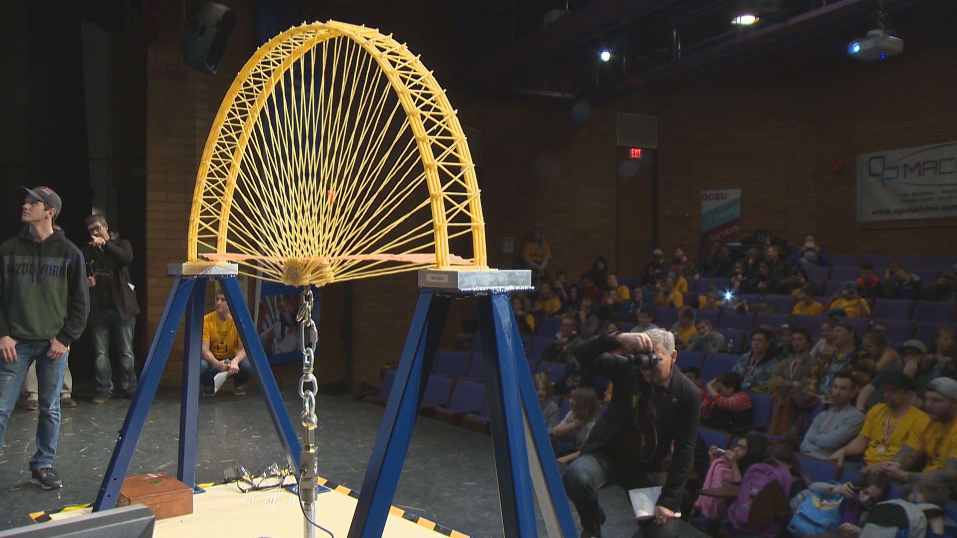 Okanagan students use their noodle to build spaghetti bridges ...