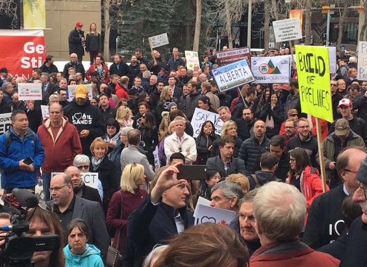 Thousands of Calgary protesters loudly demand B.C. stop blocking Trans ...