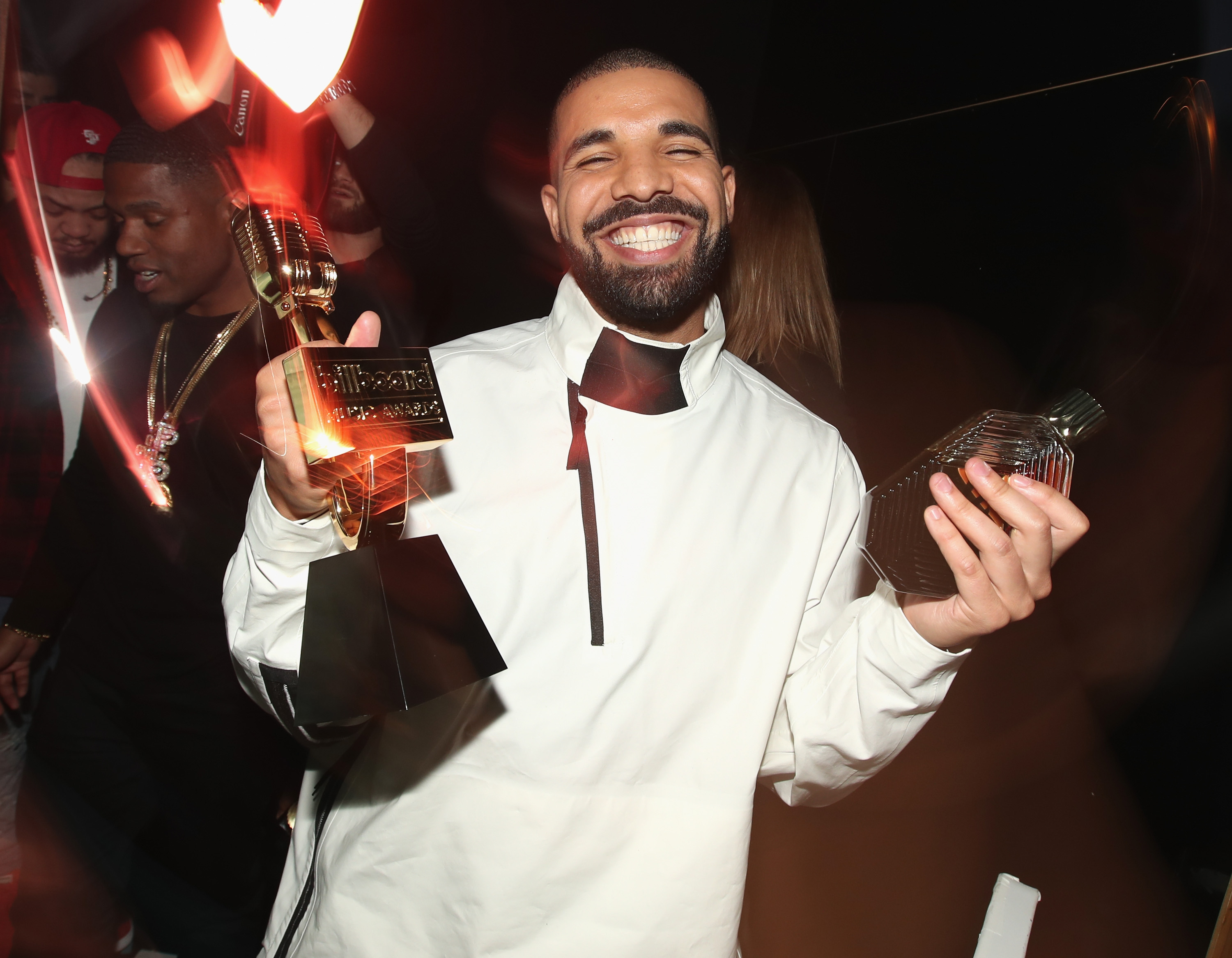 Drake dominates on the JUMP! Top 20 April 28 – 29 | Globalnews.ca