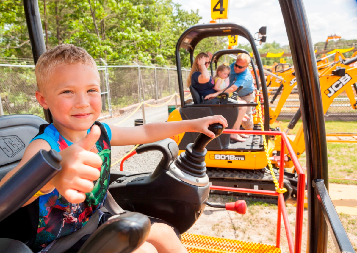 Bingemans construction-themed attraction features three different ...