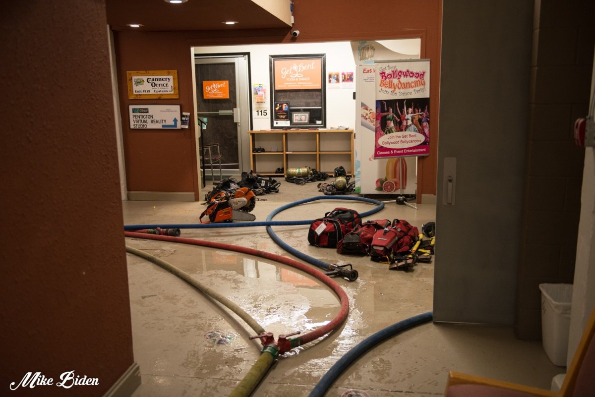 Early morning fire at Penticton’s Cannery Trade Centre | Globalnews.ca