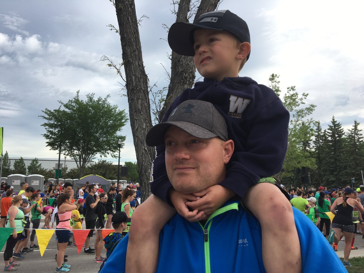 Runner wins top spot in Manitoba Marathon, running first marathon ever ...