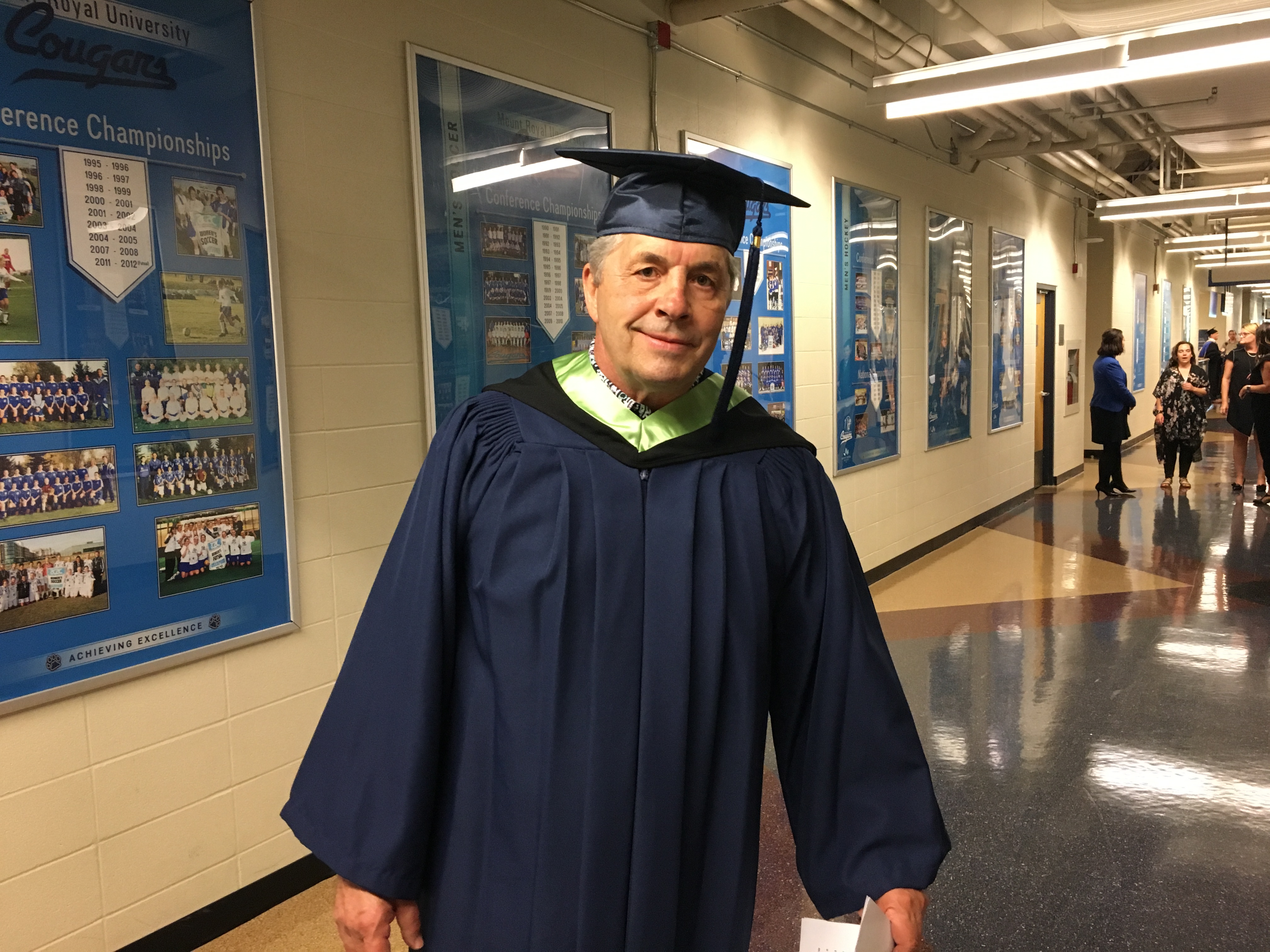 Bret ‘The Hitman’ Hart gets honorary degree at Mount Royal University ...
