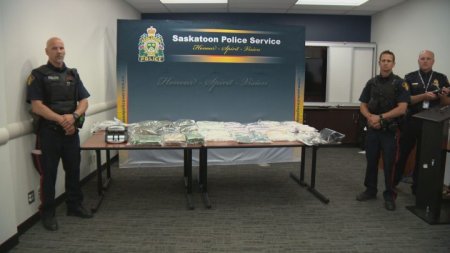 Police seize 4,400 fentanyl pills, 21 kg of meth in one of the biggest ...