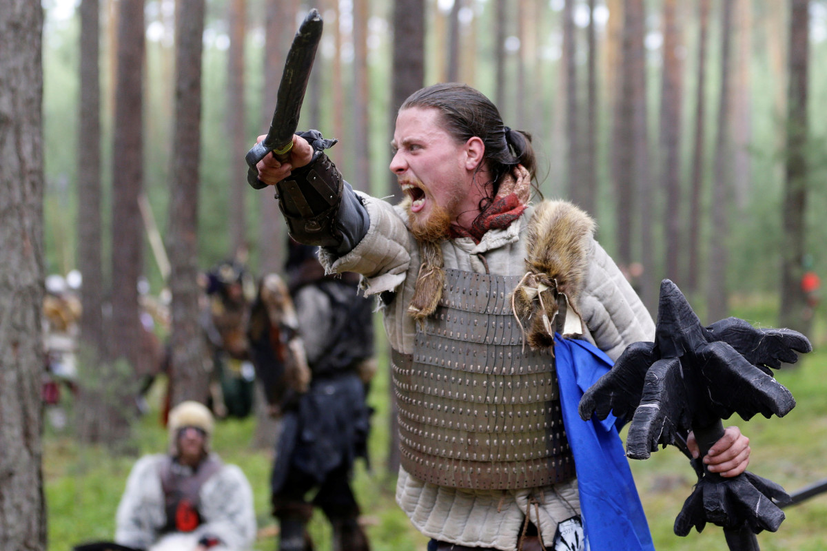 The Hobbit’s 5 armies do battle in Czech forest - National | Globalnews.ca