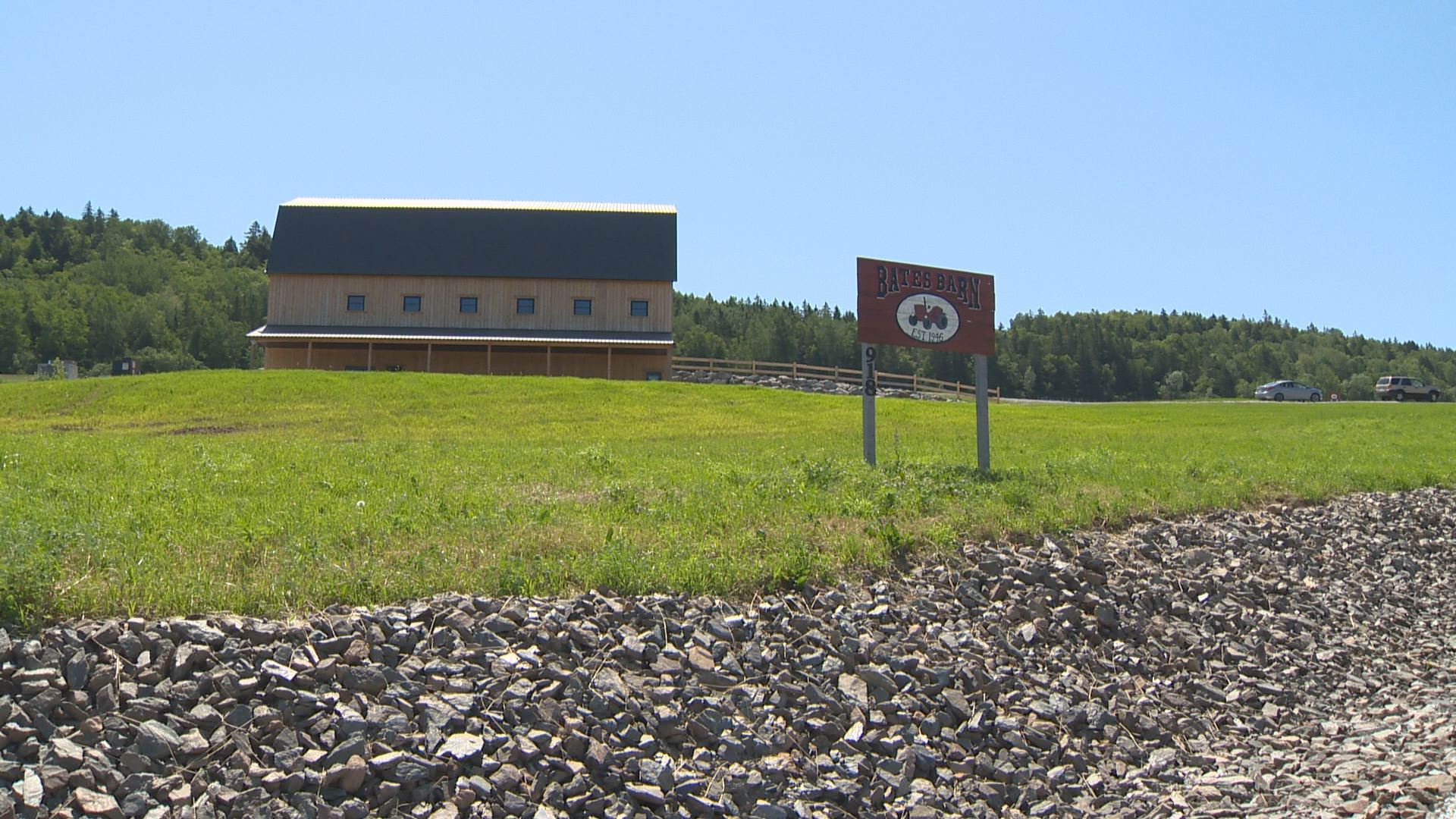 Popular wedding location Bates Barn back in business after February ...