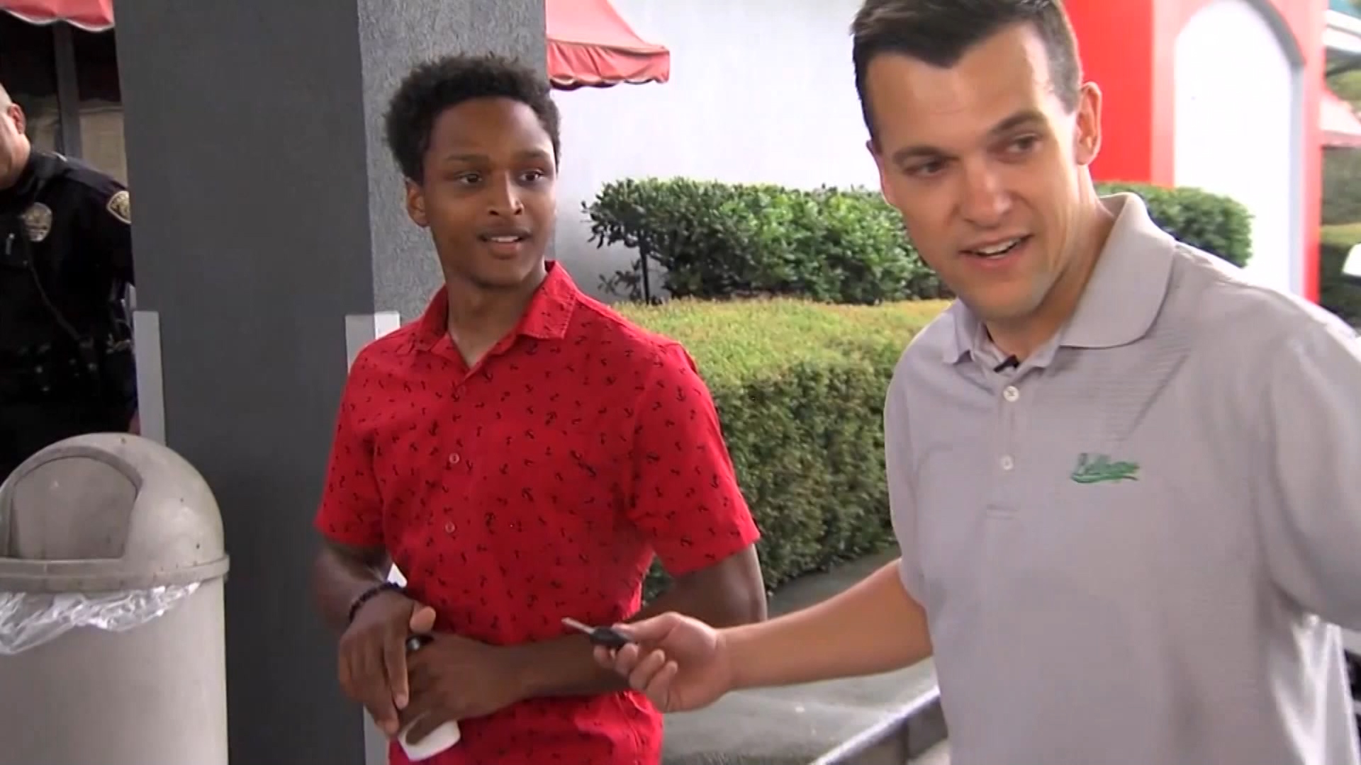 CEO in Alabama gives employee his car after he walks 32 kilometres to ...