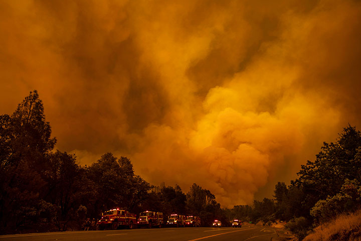 Terrifying images show sheer size of raging California wildfires ...