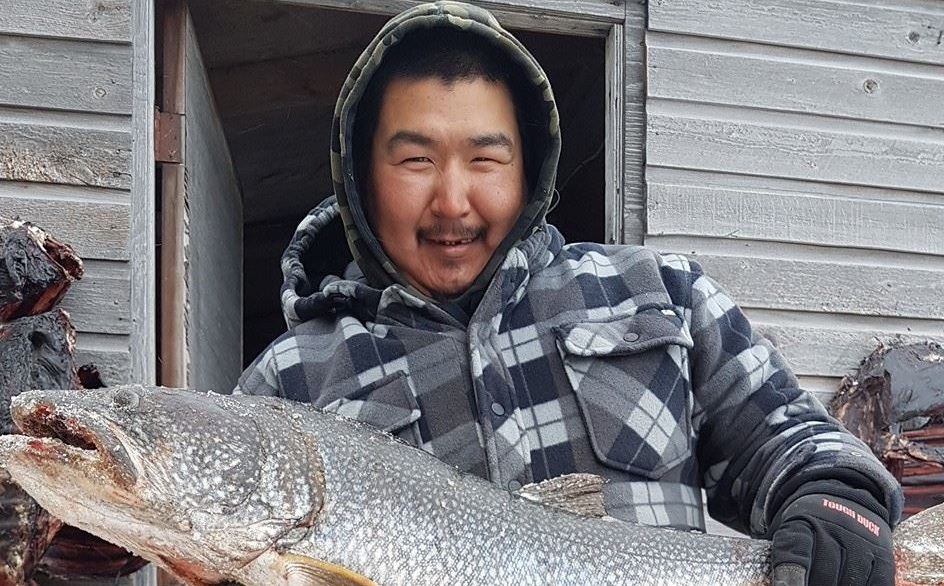 Declining ice blamed for rise in polar bear sightings after father killed while protecting kids ...