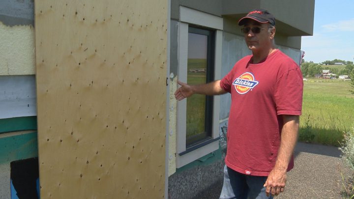 Victim warns of thieves targeting online rental ads in Calgary area ...