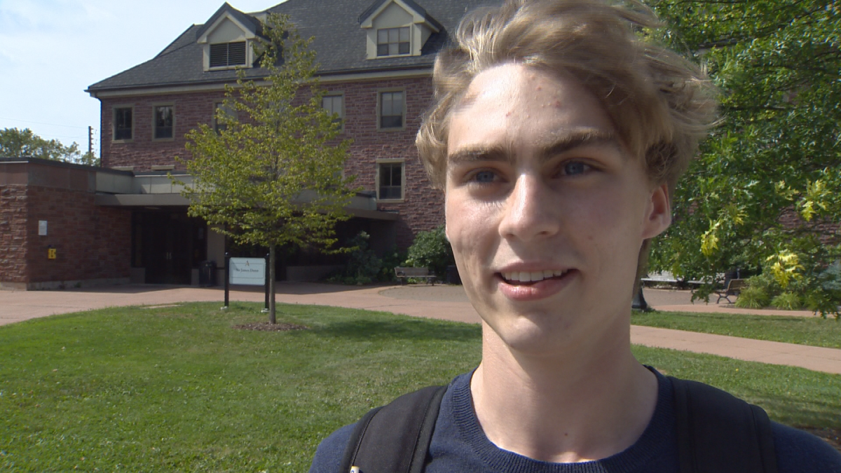 Post-secondary schools, students prepare for cannabis legalization - New Brunswick | Globalnews.ca