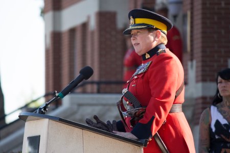 RCMP officially swear in first female commissioner Brenda Lucki ...
