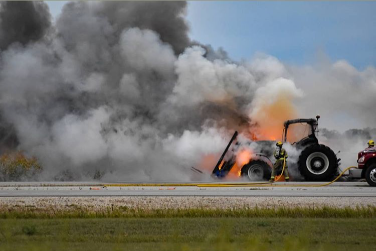 Tractor fire extinguished after sparking on Highway 12 near Ste-Anne ...