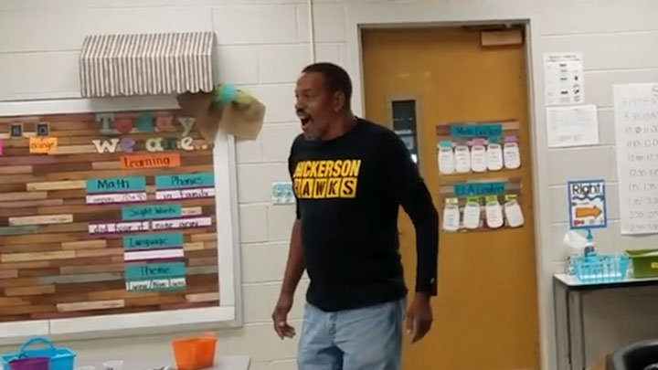 Kindergartners learn sign language to sing ‘Happy Birthday’ to deaf ...