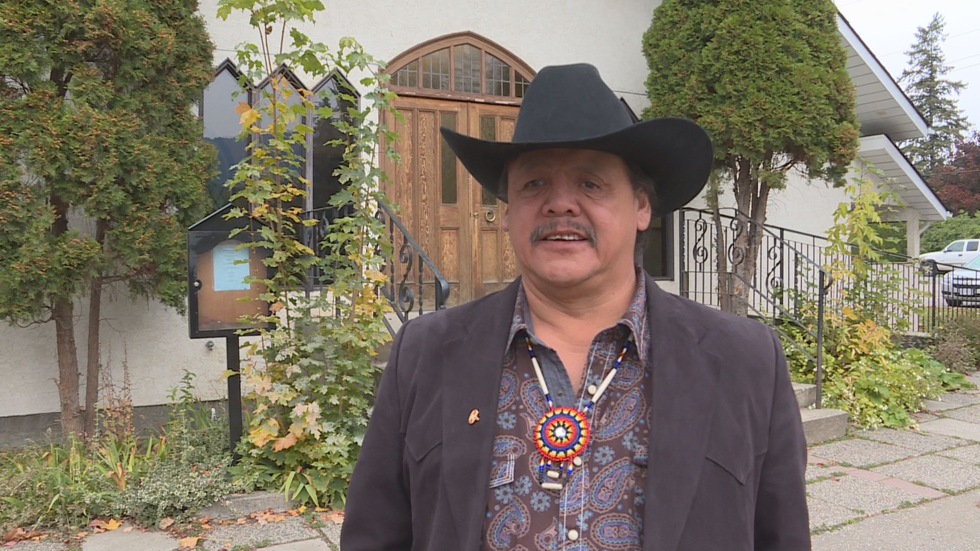 ‘Come as you are’: Pastor welcomes all at non-traditional cowboy church ...